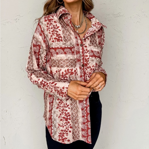 BUCKETLIST | Tops | Total Appeal Mixed Print Top | Poshmark